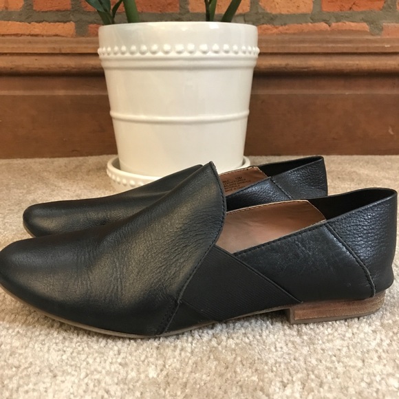 me too | Shoes | Womens Me Too Black Loafers Size | Poshmark